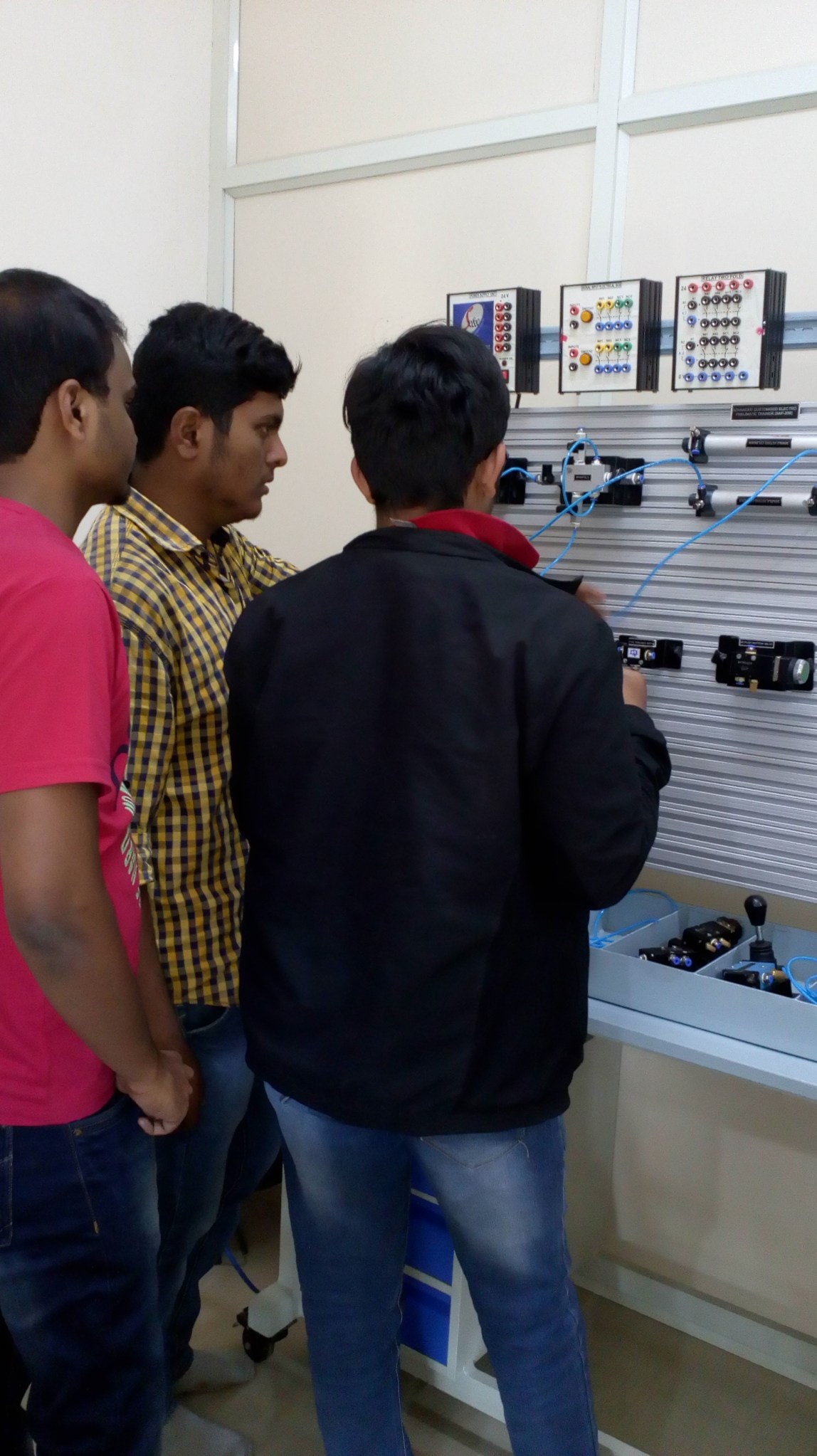 Fluidsys Training Centre Private Limited – Pneumatics and Hydraulics ...